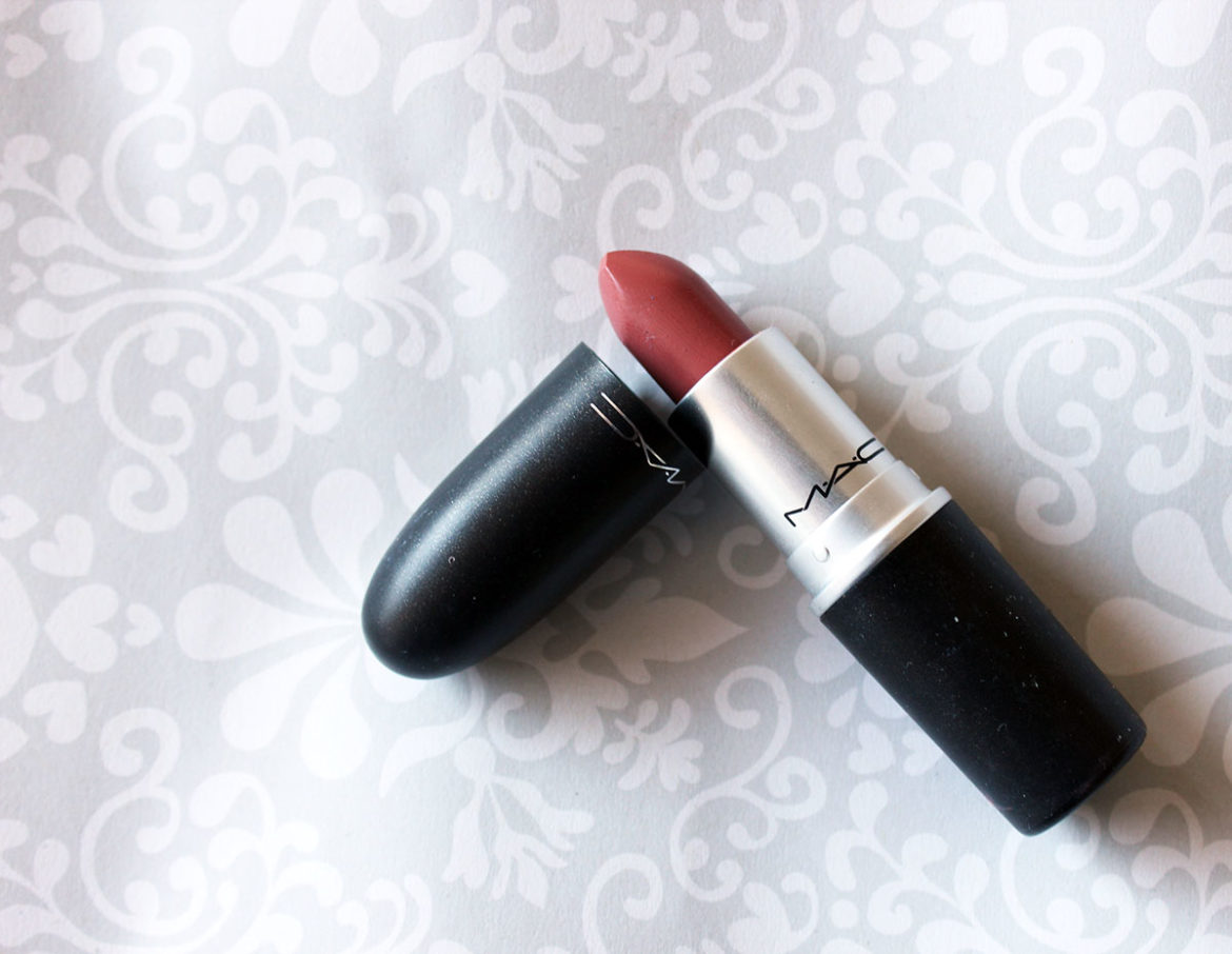 MAC Amplified Lipstick in Cosmo Review - Oomph London