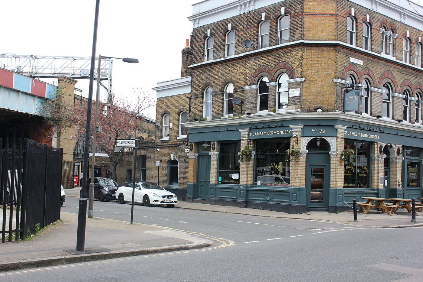 Bermondsey, London in Isolation - Oomph London