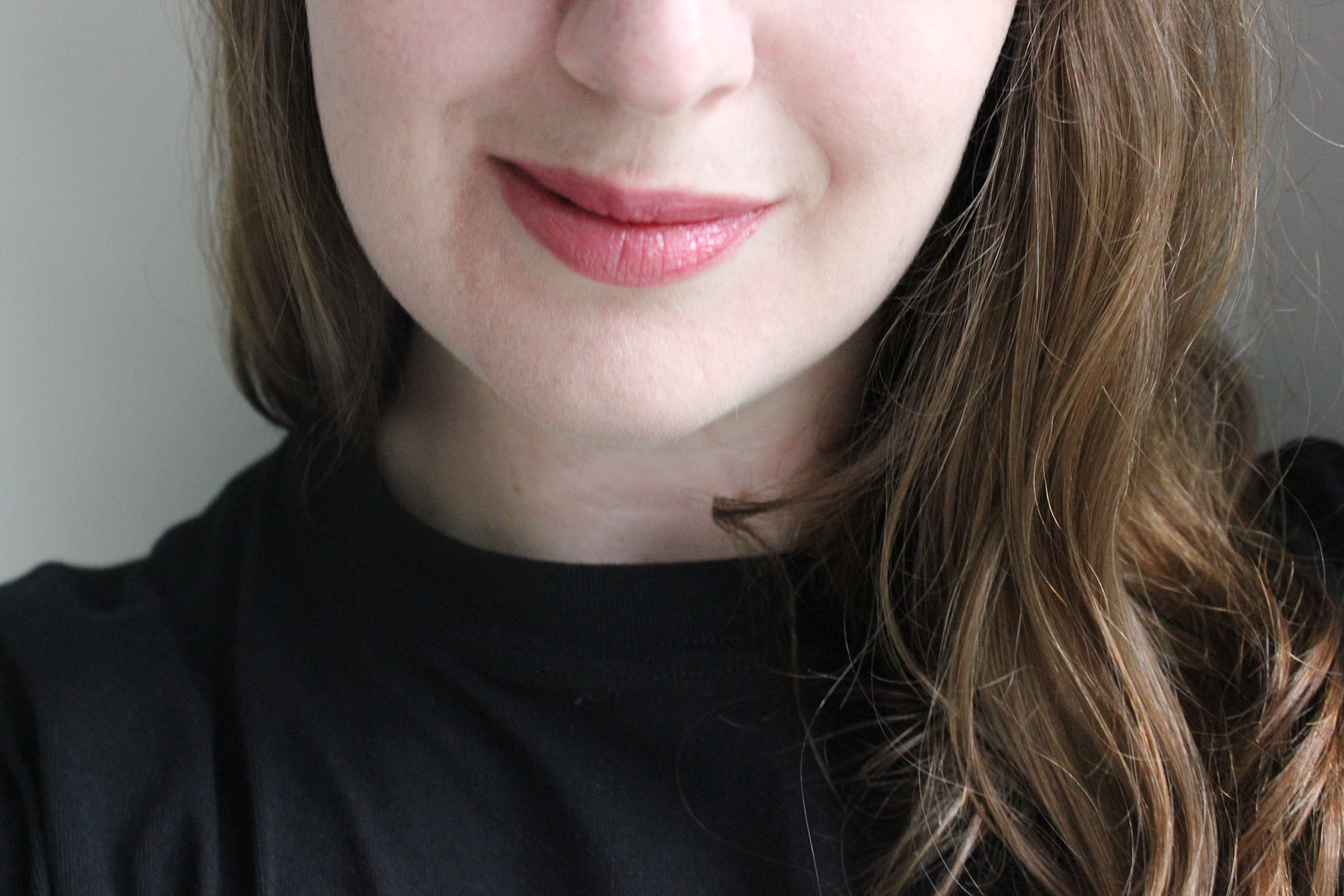 My Honest Review of MAC Lustre Lipstick in Syrup - Oomph London