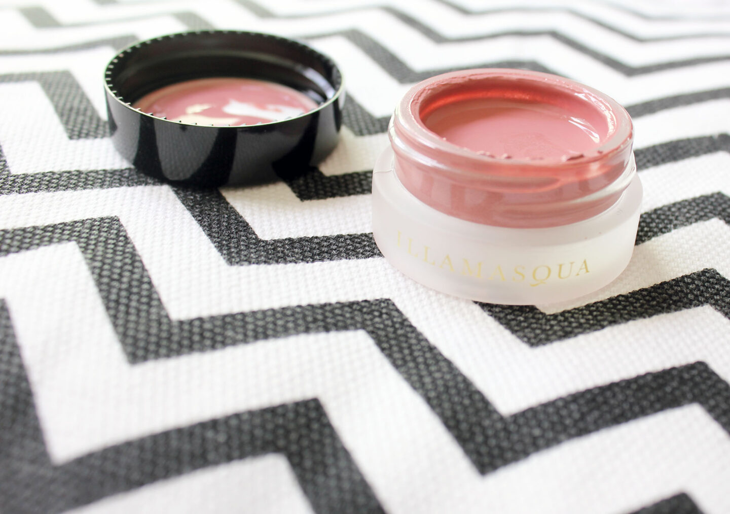 Illamasqua Colour Veil in shade Frisson Review - Oomph London