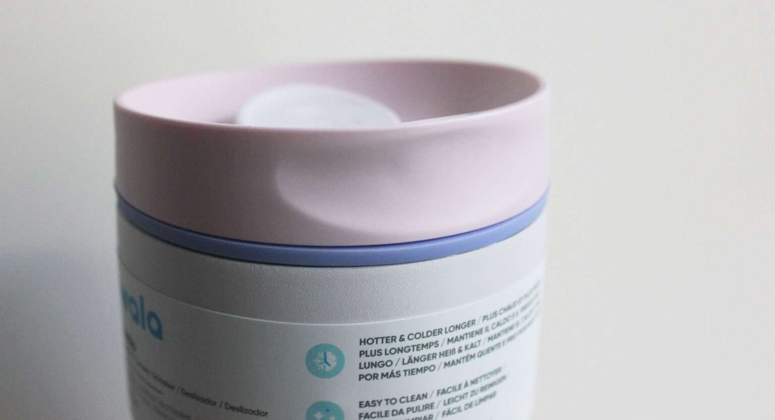 Owala SmoothSip Slider Review - Oomph London